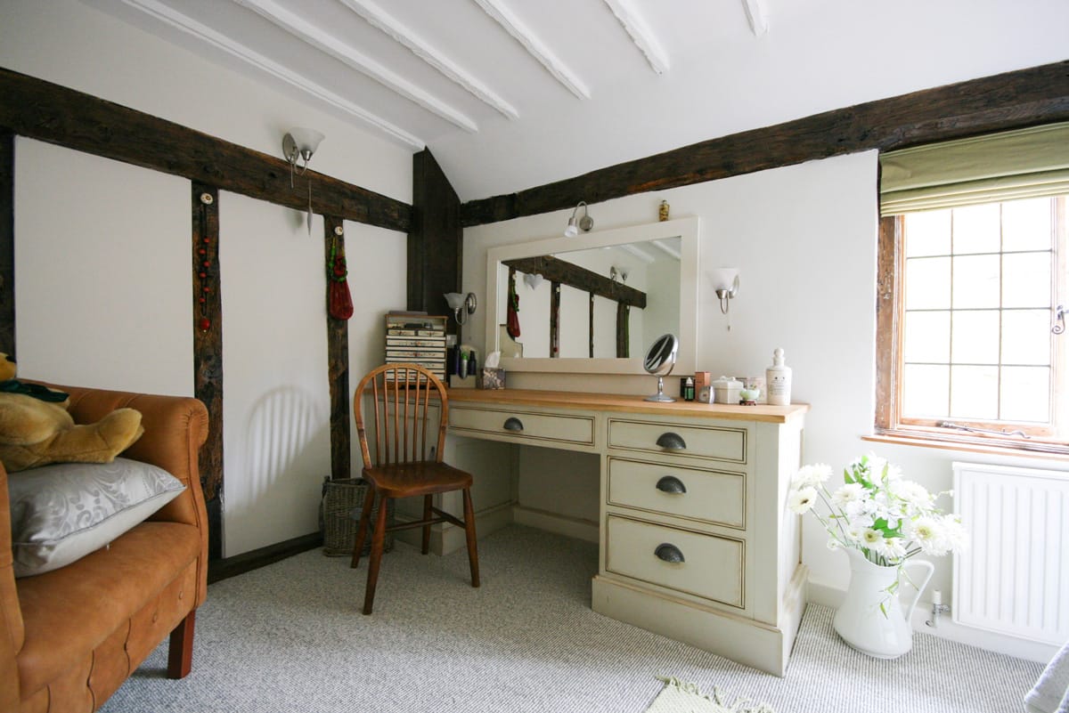 How To Create The Perfect Bespoke Bedroom - Salcey Cabinet Makers